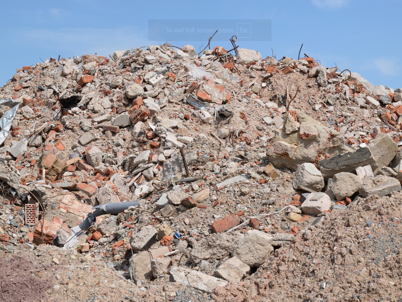 Rubble Removal & Disposal In London | Garden Rubbish Collectors